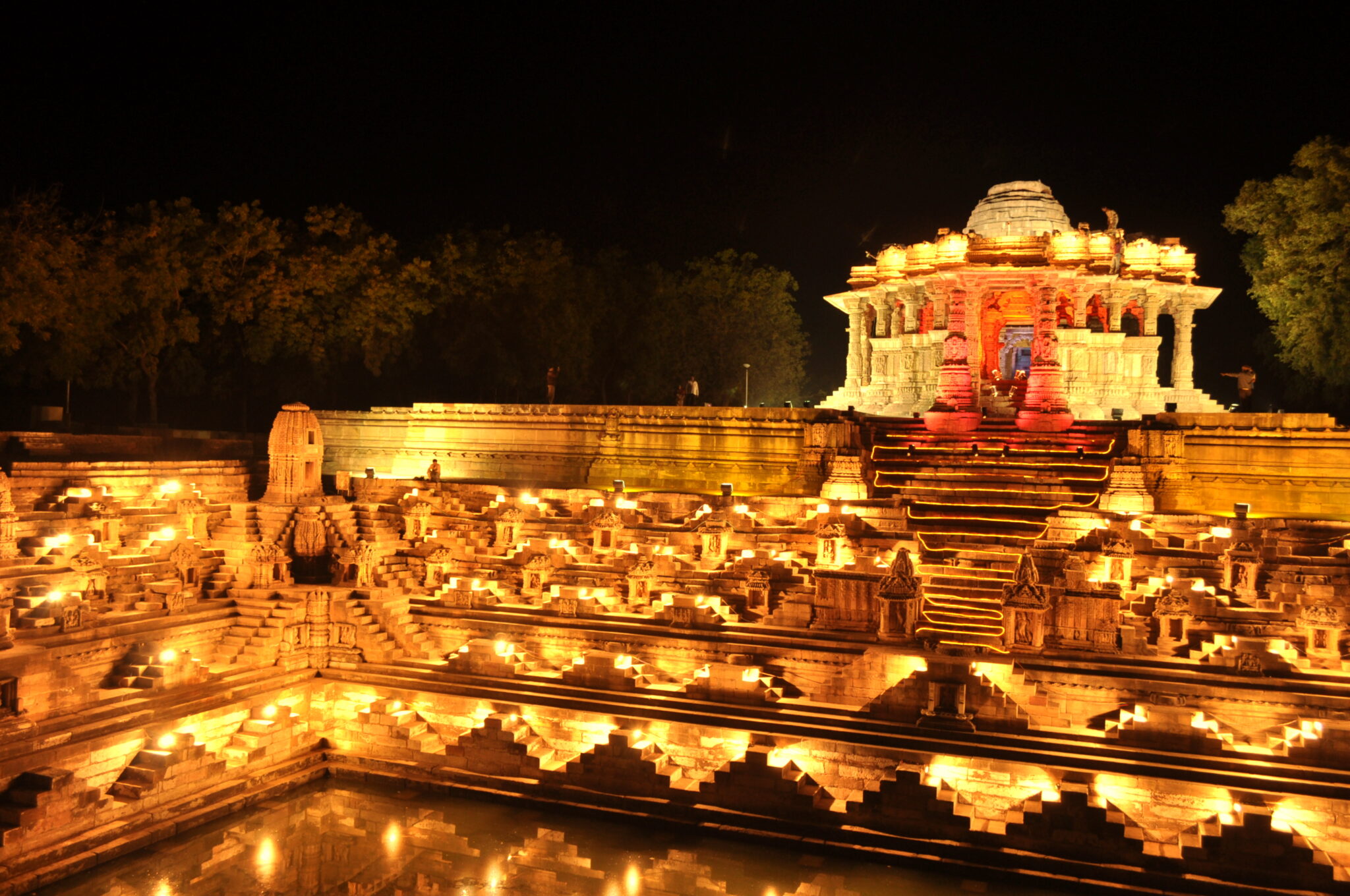 An Ode to Sun Temple, Modhera - Hand of Colors